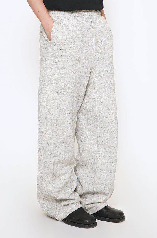 KARMUEL YOUNG – GRAPH LAYER